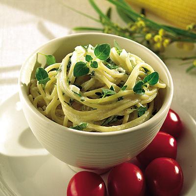 Spaghetti med ostsås - Hemmets Journal