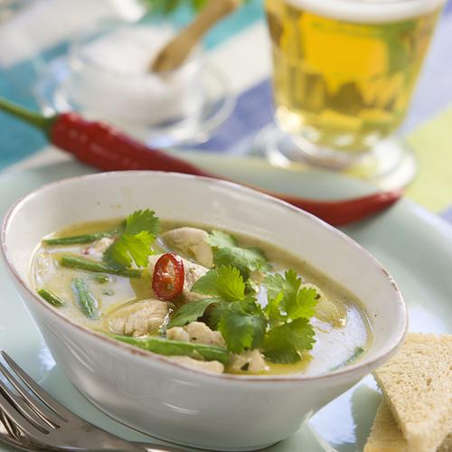 Asiatisk kycklingsoppa - Hemmets Journal