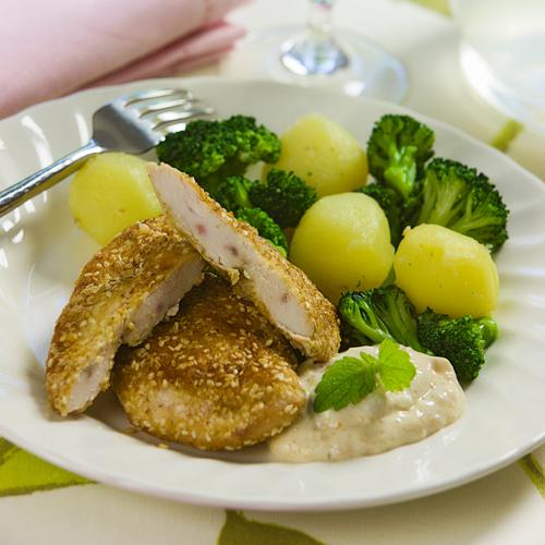 Kycklingschnitzel med mango chutney-sås - Hemmets Journal