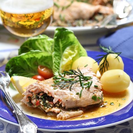 Helgrillad fylld röding - Hemmets Journal