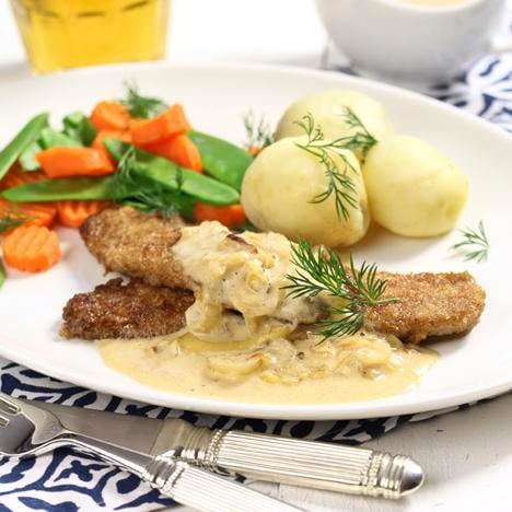 Stekt sill med löksås - Hemmets Journal