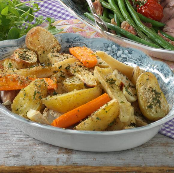 Vitlöksrostade rotsaker och potatis - Hemmets Journal