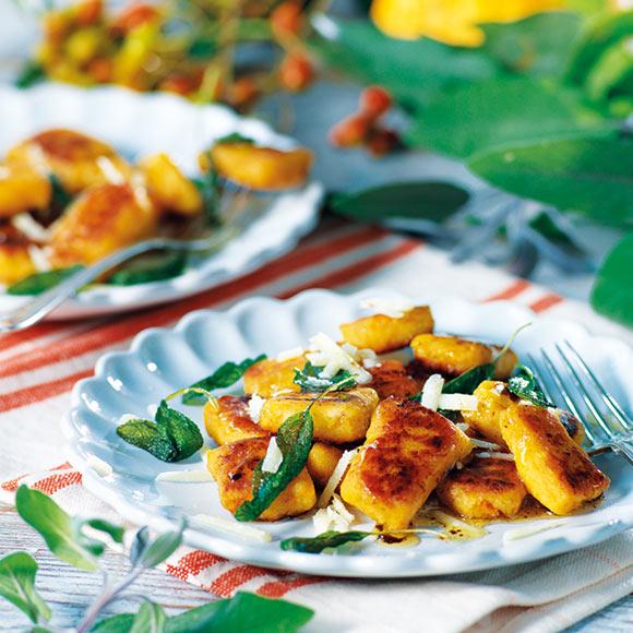 Pumpagnocchi med salviasmör - Hemmets Journal