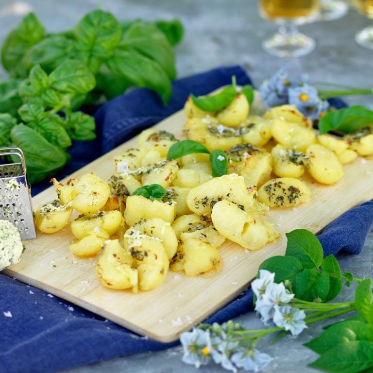 Krossad potatis med parmesan - Hemmets Journal