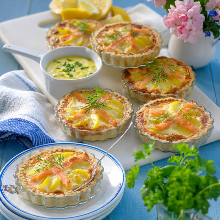 Paj med färskpotatis och lax - Hemmets Journal