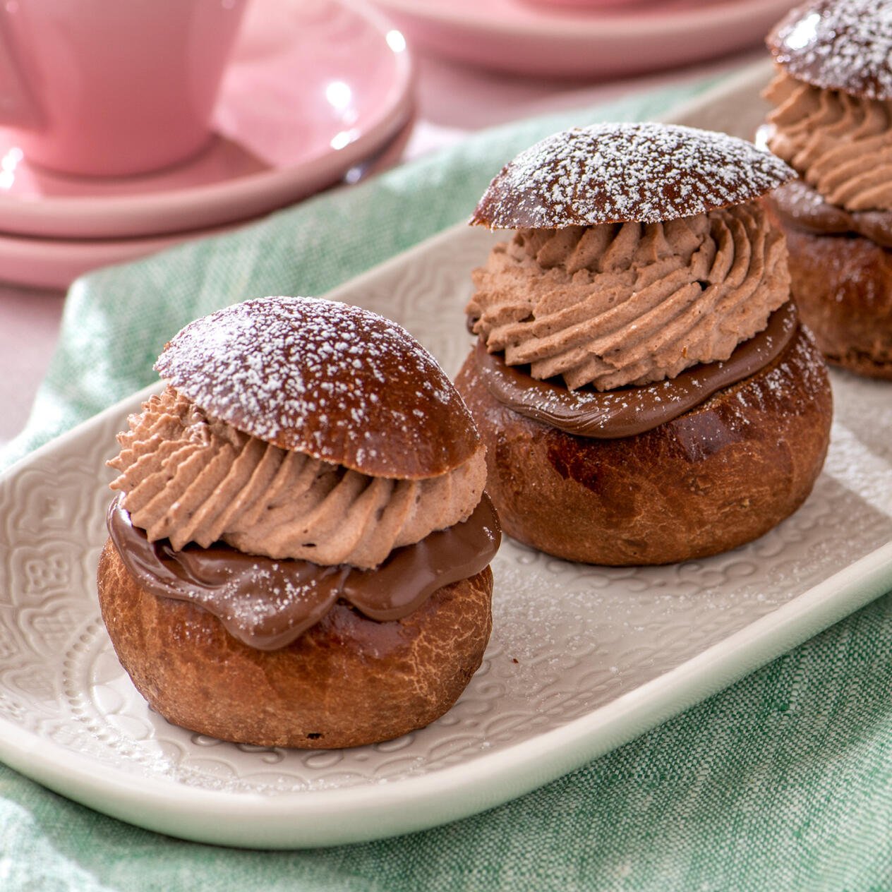 Chokladsemla med nutellafyllning - Hemmets Journal