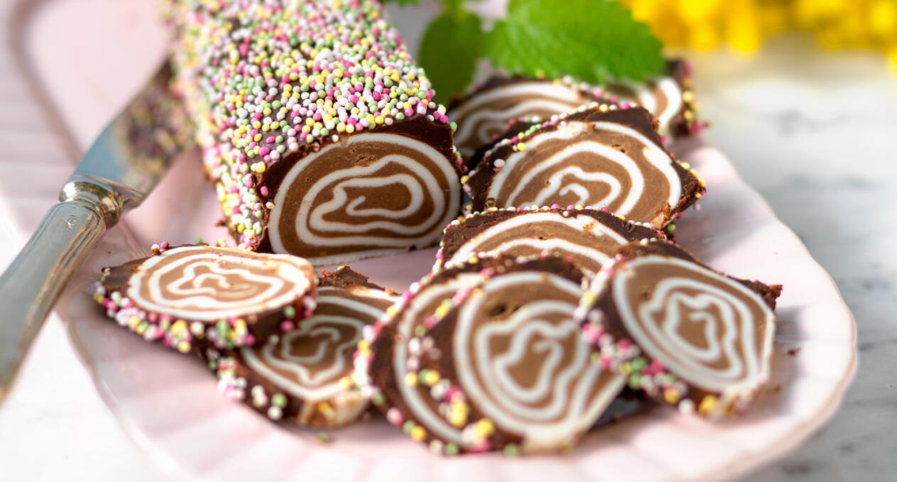 Mozartrulle med nougat och marsipan - Hemmets Journal