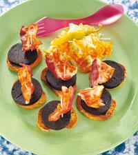 Blodpudding med baconsegel på crostini - Icakuriren