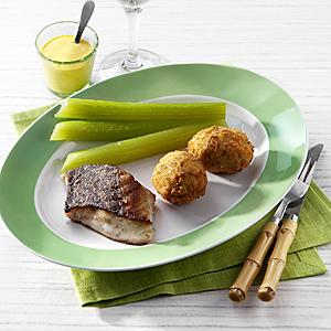 Smörstekt vitfisk med örtbollar - Icakuriren