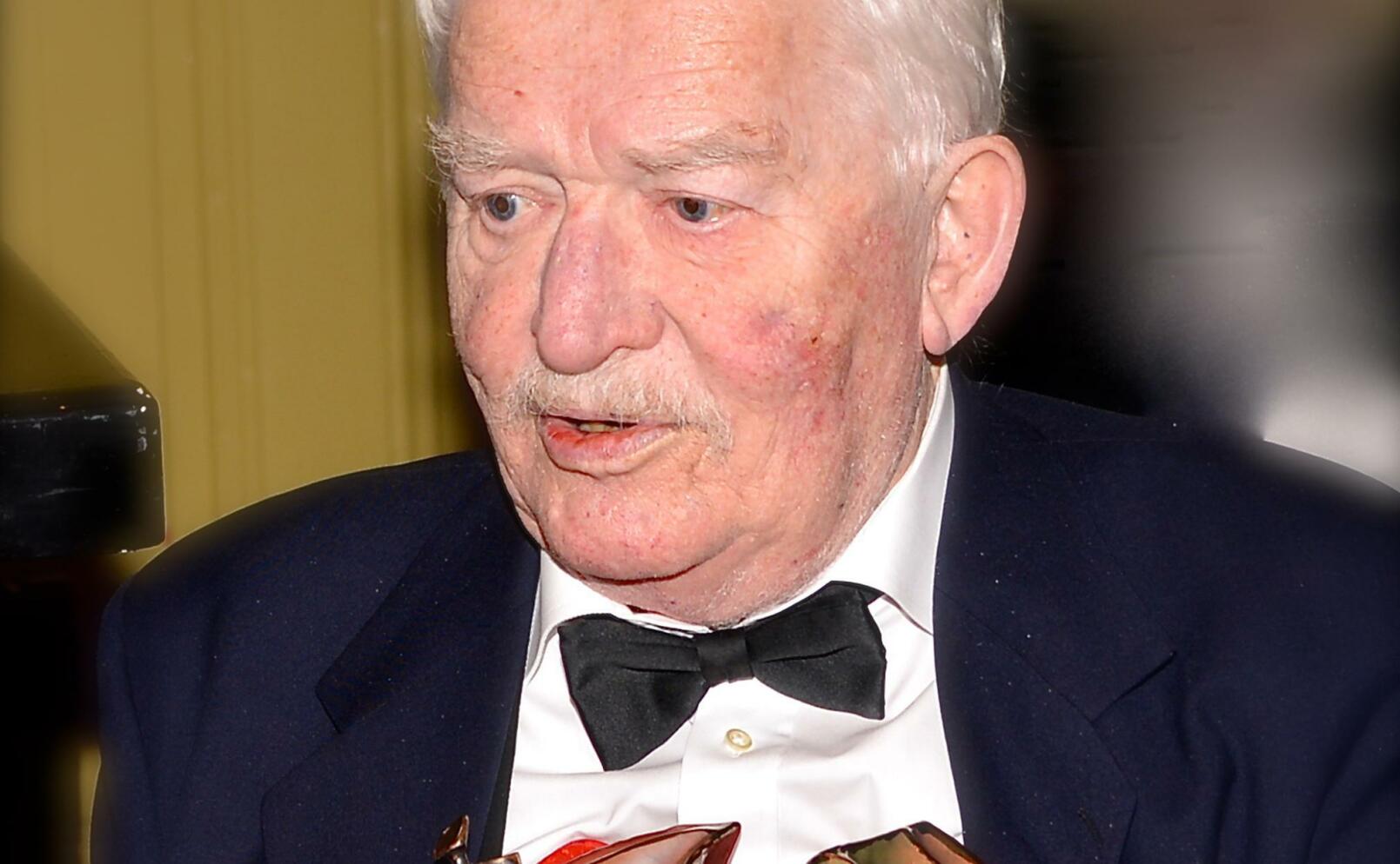 Vi gratulerar Hasse Alfredson som fyller 85 - Icakuriren