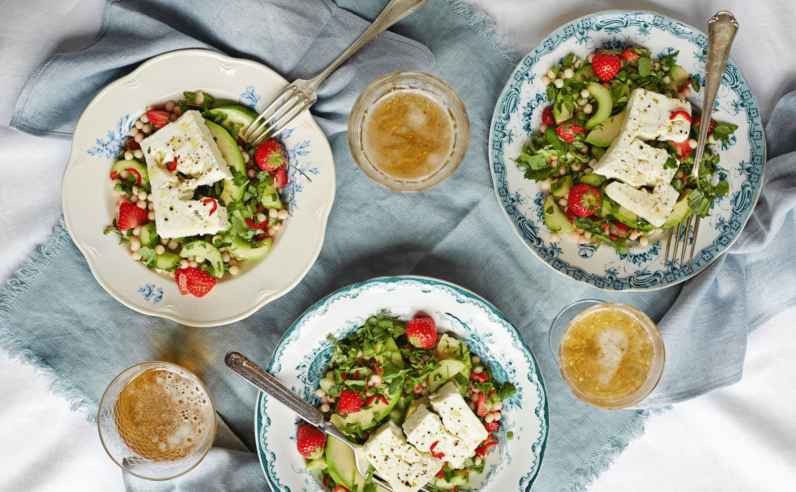 Mograbiahsallad med bakad fetaost - Icakuriren