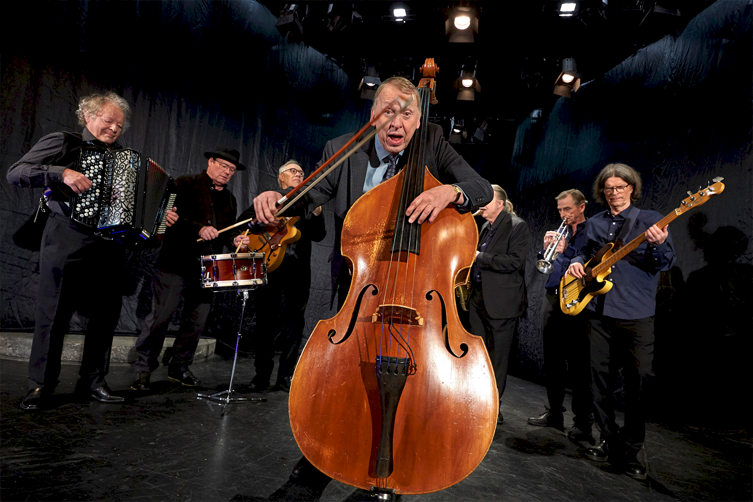 Tomas von Brömssen: ”Jag tar skrattet på allvar” - Icakuriren