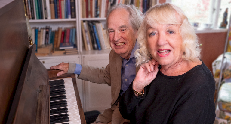 Monica och Carl-Axel Dominique – duon som vägrar ta det piano - Icakuriren